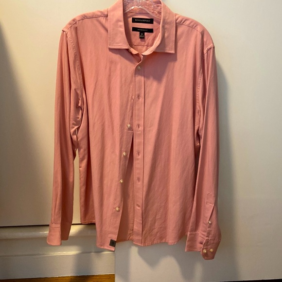 Banana Republic | Shirts | Light Pink Button Up Shirt Untucked Slim Fit ...